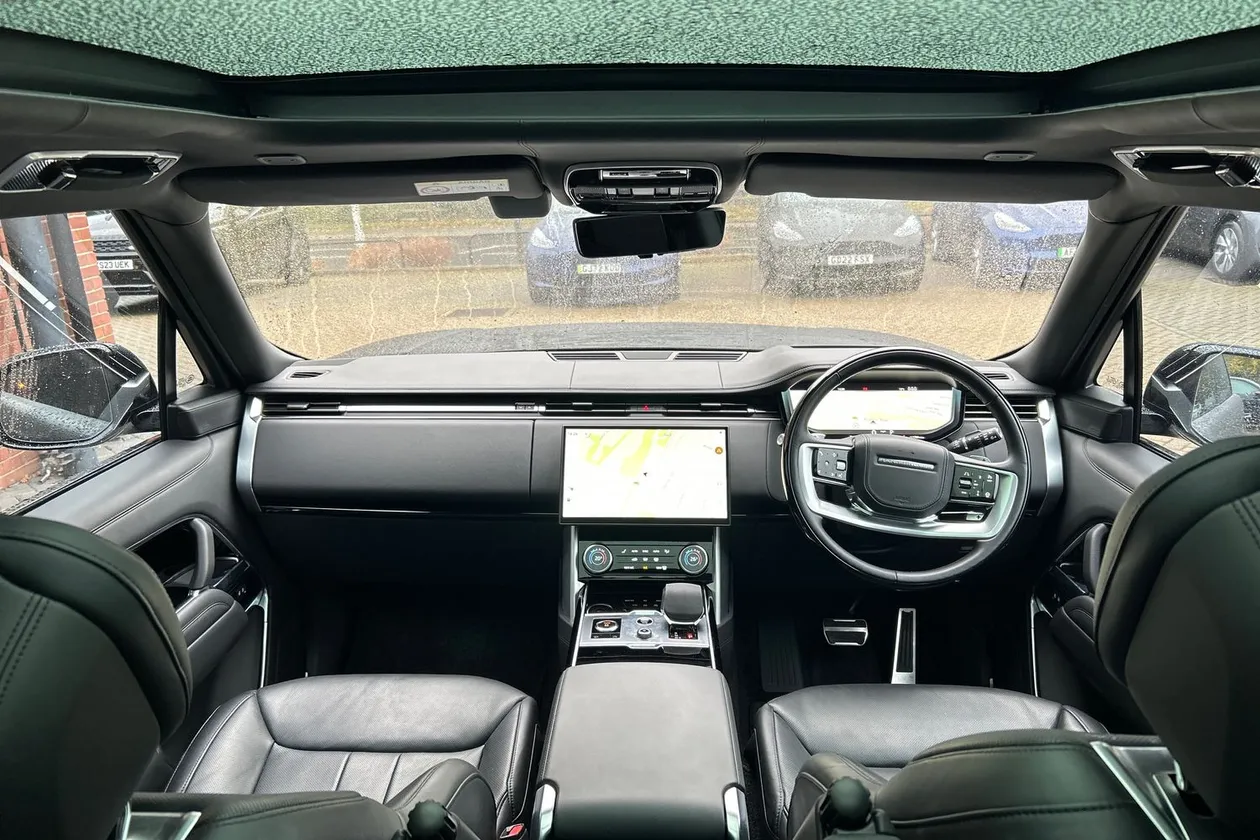Used 2023 LAND ROVER RANGE ROVER Autobiography UR23CBD | Harwoods Land ...